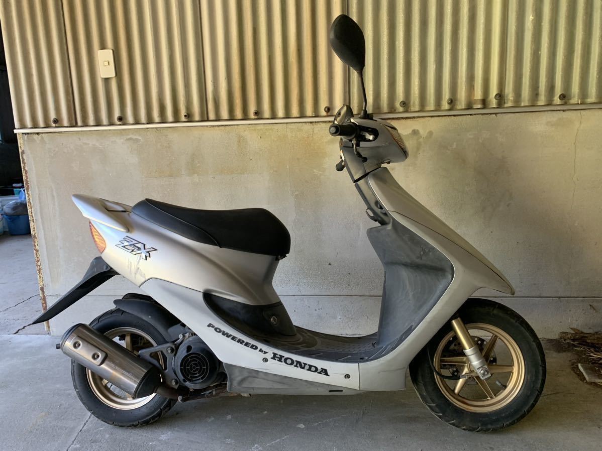 【傷や汚れあり】ホンダ HONDA ライブディオZX LIVE DIO ZX AF35 販売証明書有り 場内走行確認済み 未整備 現状車の落札情報詳細 - ヤフオク落札価格検索 オークフリー