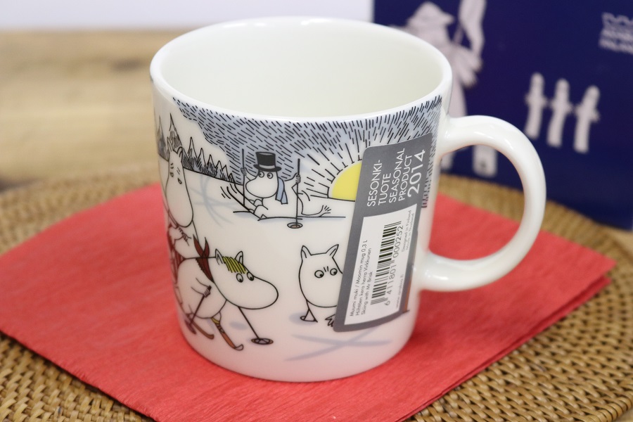 【未使用】★アラビア ムーミン 2014限定 冬 マグカップ 「Mr.ブリスクとスキー 」 Skiing with Mr.Brisk★【正規品 ...