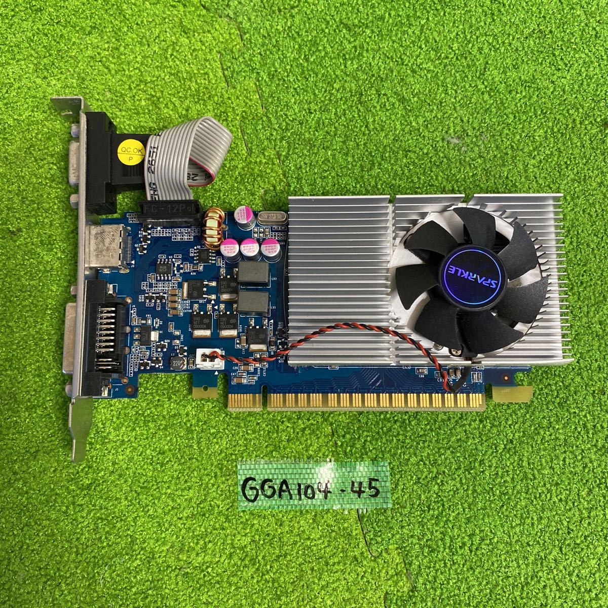 【傷や汚れあり】GGA104-45 激安 グラフィックボード SPARKLE GeForce GT640 1GB GDDR3 SX640LS1024JC 認識.画像出力のみ確認 中古品 同梱 ...