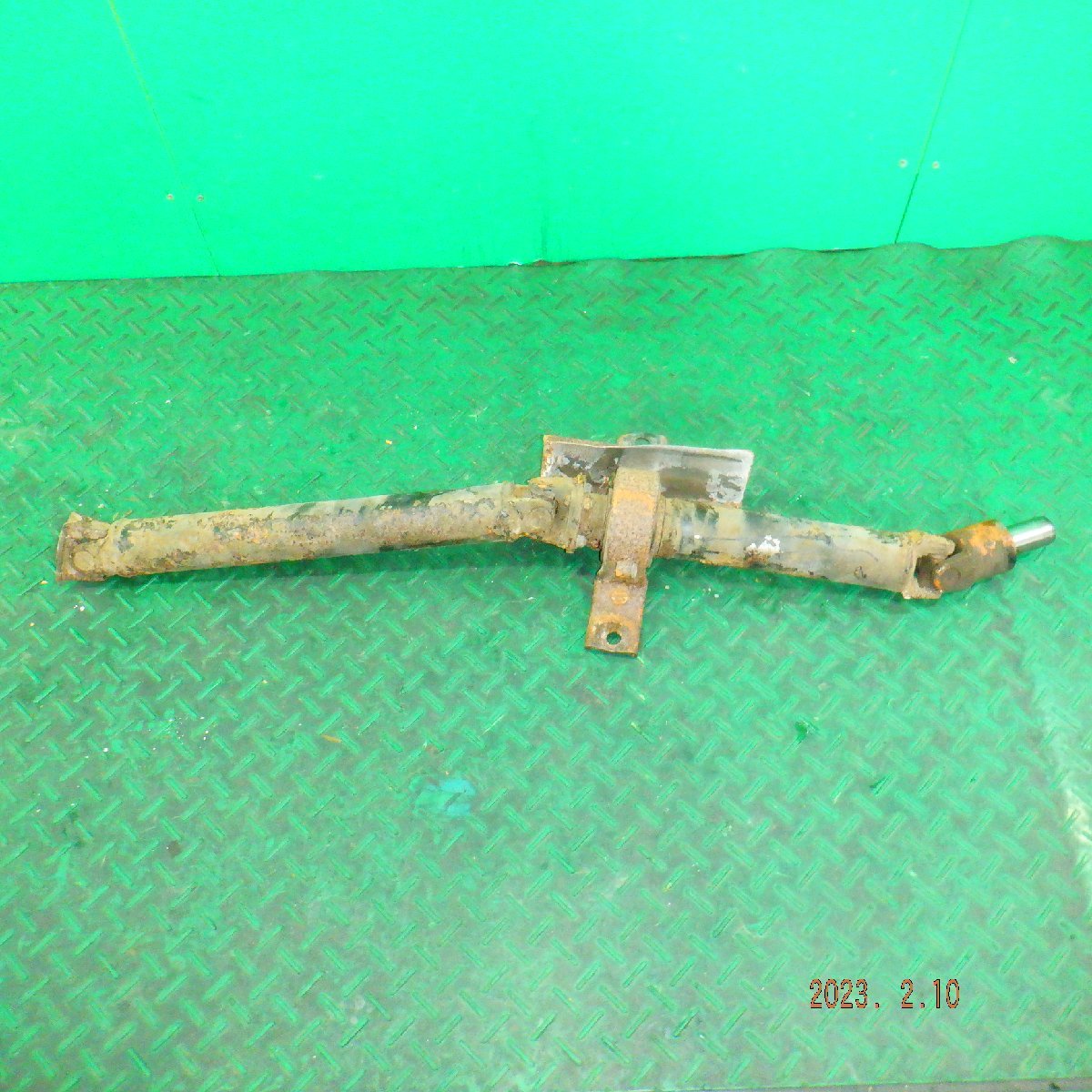 【傷や汚れあり】☆スカイライン(ケンメリ) KGC110 純正 リアプロペラシャフト ：28784の落札情報詳細 - ヤフオク落札価格検索 ...