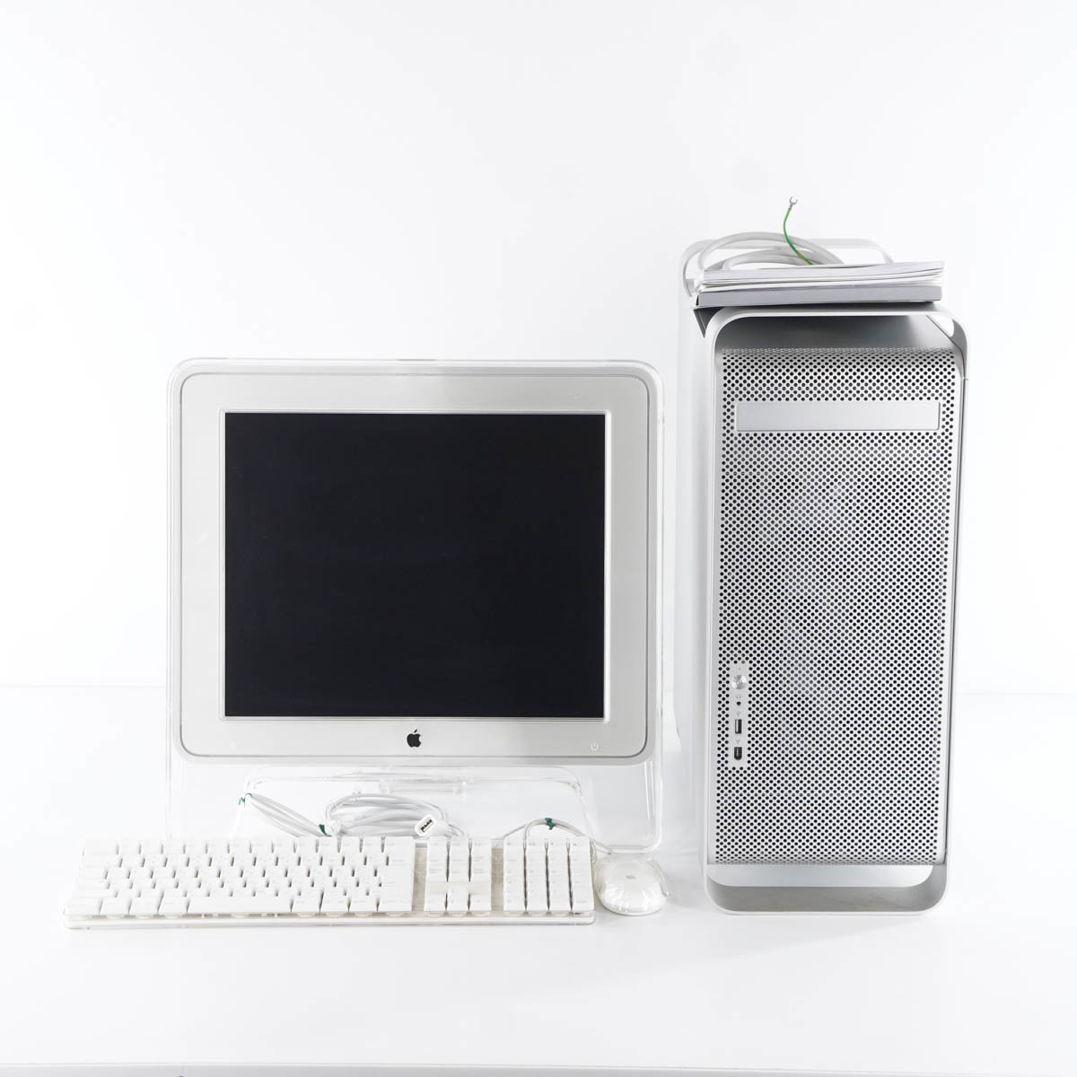 【傷や汚れあり】Apple(アップル) Power Mac G4 パワーマック M8570 PC パソコン デスクトップ ジャンク パーツ取り ...