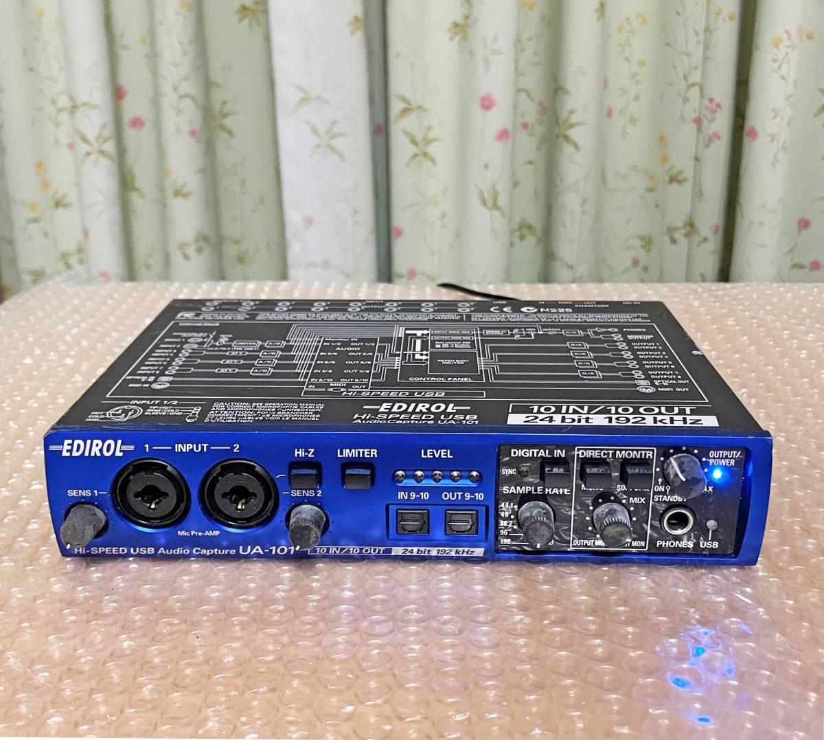 【傷や汚れあり】★72★Roland☆EDIROL☆UA-101☆192kHz/24bit対応☆10入力/10出力☆電源投入確認のみ☆中古★の ...