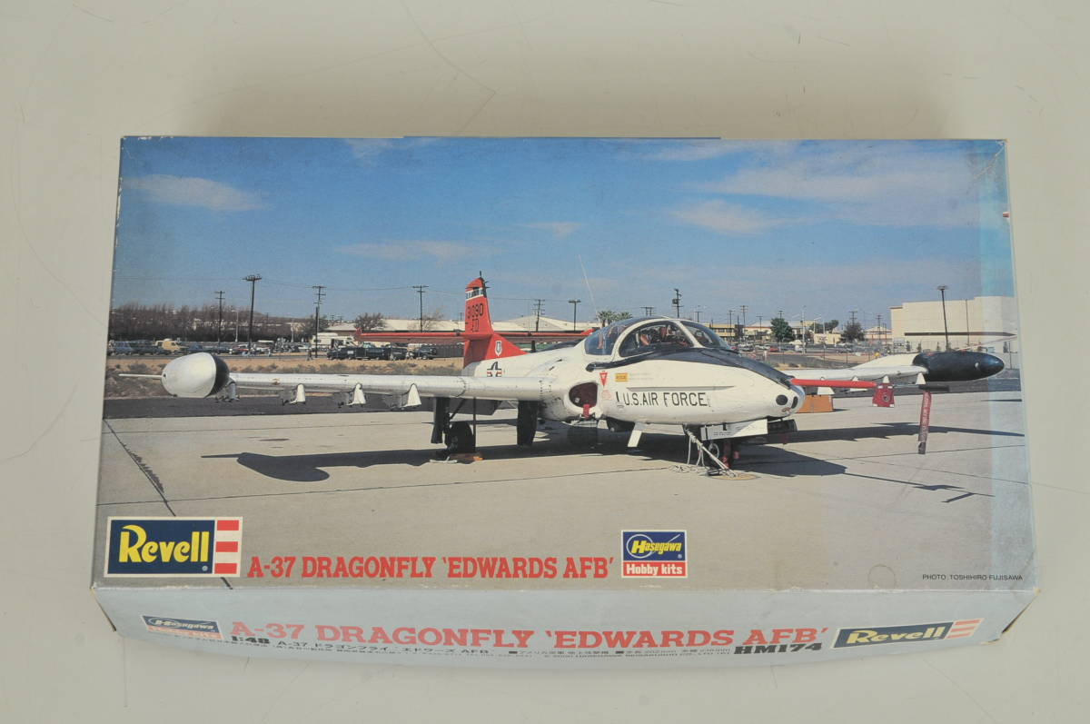 【傷や汚れあり】1/48《F31》【Hasegawa Revel】MONOGRAM A-37 ドラゴンフライ エドワーズ AFB 2機セット ...