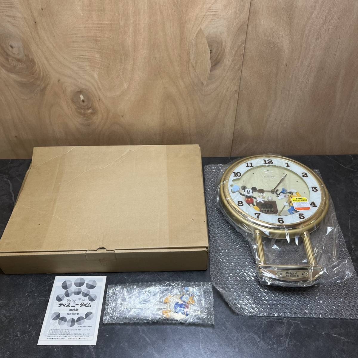 【未使用】☆未使用 Disney Time ディズニータイム 掛時計 FW710G からくり時計 壁掛け 振り子 取説/元箱付(中古品/現状品 ...