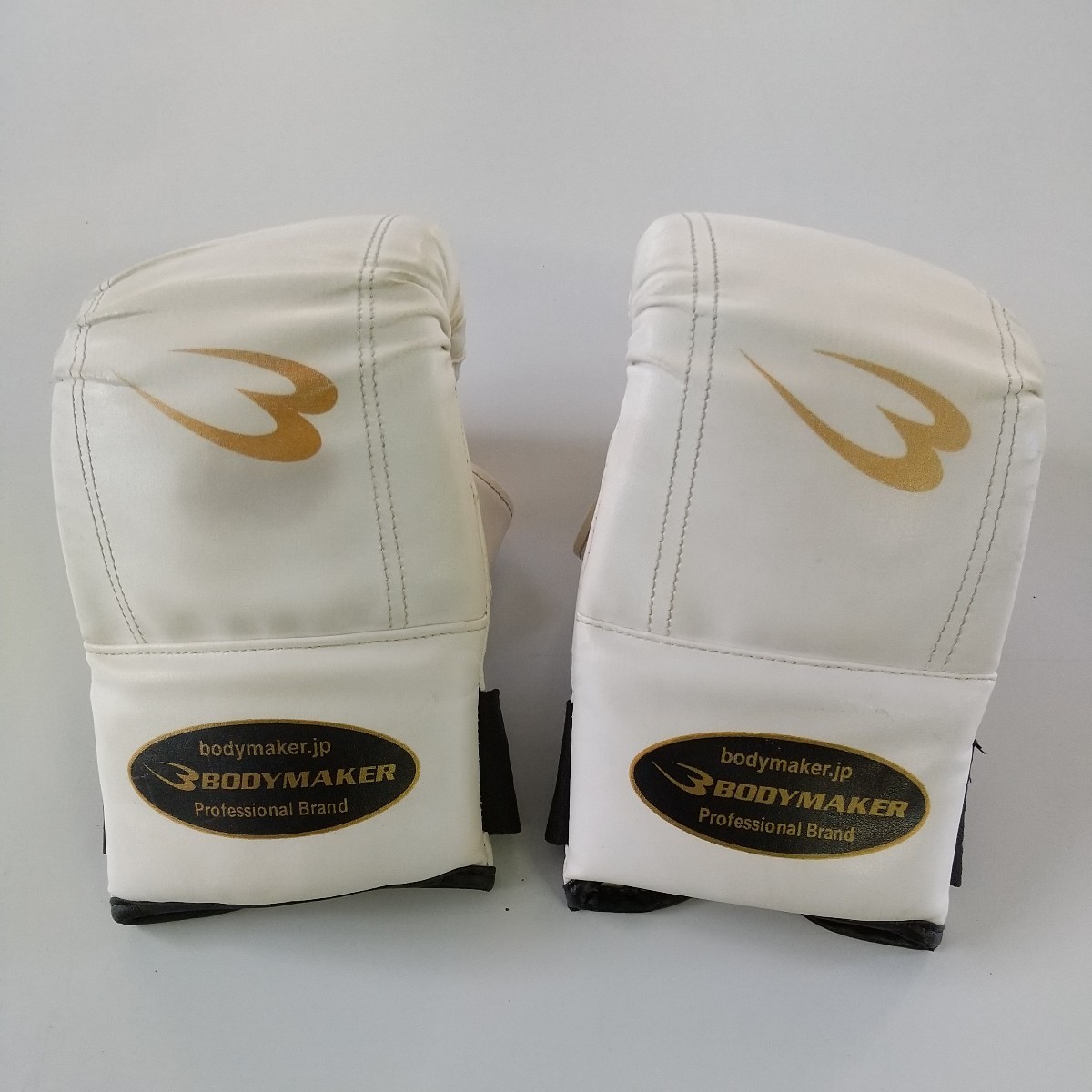【目立った傷や汚れなし】パンチンググローブ ボディメーカー BODYMAKER ボクシンググローブの落札情報詳細 - Yahoo!オークション落札価格検索 オークフリー