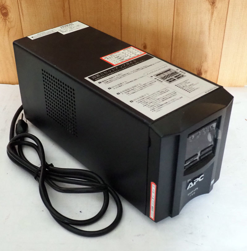 【目立った傷や汚れなし】 無停電電源装置 日立 HITACHI APC Smart-UPS 750 簡易動作確認済 バッテリー有効期限 ...