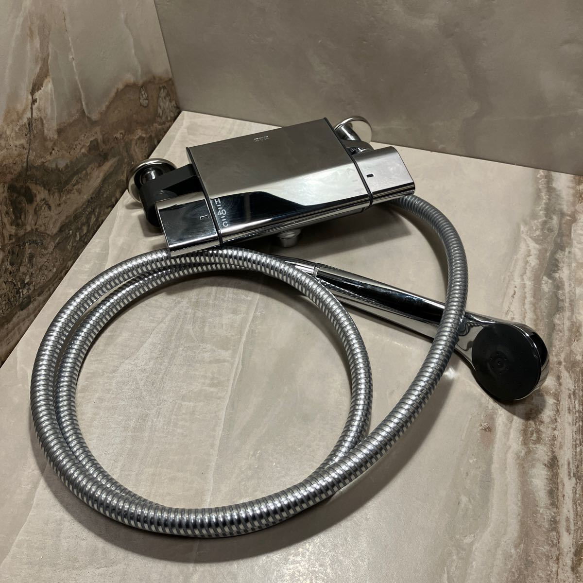 【新品】★TOTO サーモスタット混合水栓 TMGG40B1RB 未使用 モデルルーム展示品の落札情報詳細 - ヤフオク落札価格検索 オークフリー