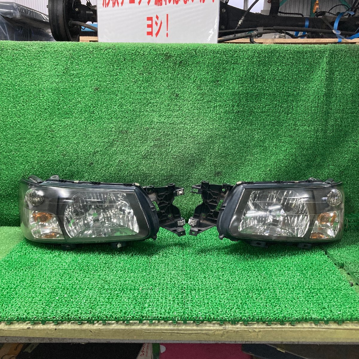 【傷や汚れあり】♪♪フォレスター XT SG5 左右 ヘッドランプ ヘッドライト ICHIKOH 1703 （W0510）♪♪の落札情報詳細 - Yahoo!オークション落札価格検索 オークフリー