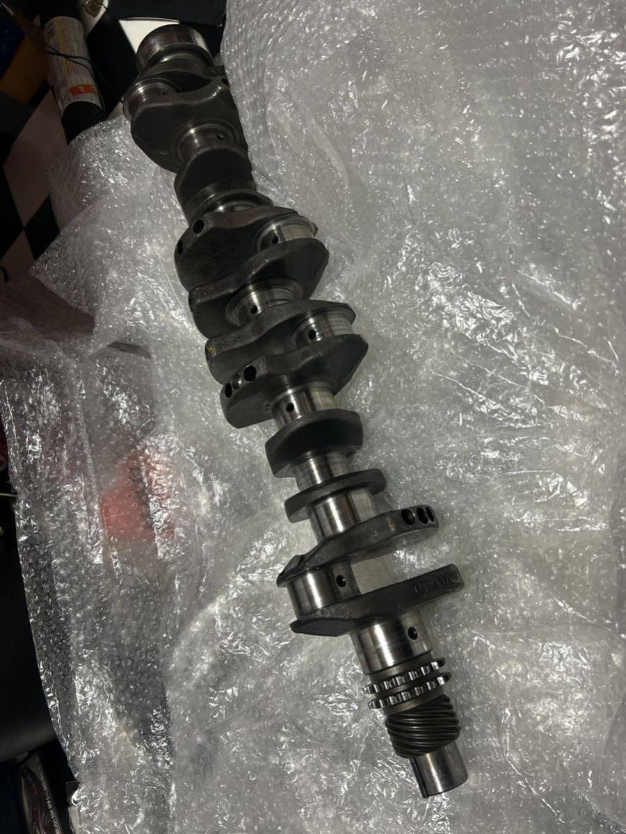 【全体的に状態が悪い】LD28クランクシャフト 純正加工品 1本キー加工 バランス取り済み？ V0740 L型 L6 L28 ハコスカ ...