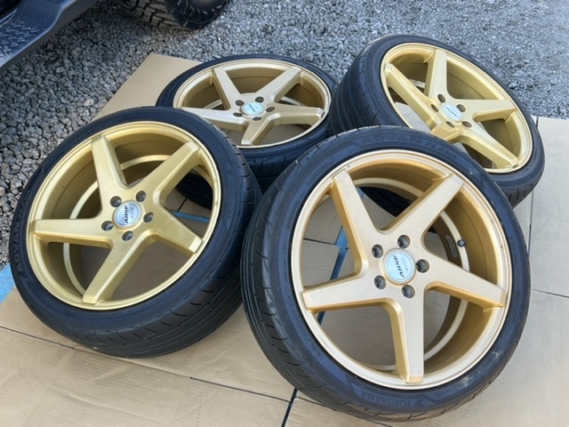 VOLVOオリジナルバッテリー(70Ah) 30659798 再生バッテリー/欧州車バッテリー BMW/Audi/Mercedes-Benz ...