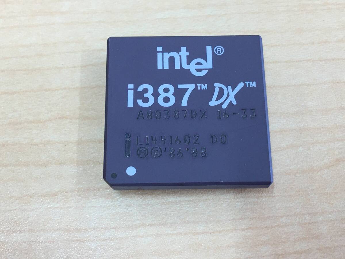 【傷や汚れあり】B2791)Intel i387DX A80387DX16-33 現状品の落札情報詳細 - ヤフオク落札価格検索 オークフリー
