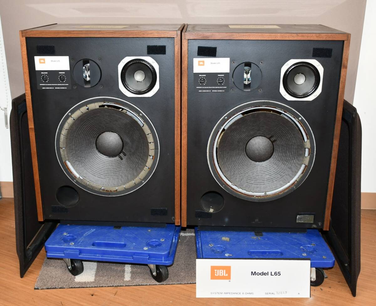 【やや傷や汚れあり】 TOA ホーンスピーカー TC-15L HORN SPEAKER 車載・館内放送用 拡声器 スピーカーケーブル付き 音響 ...