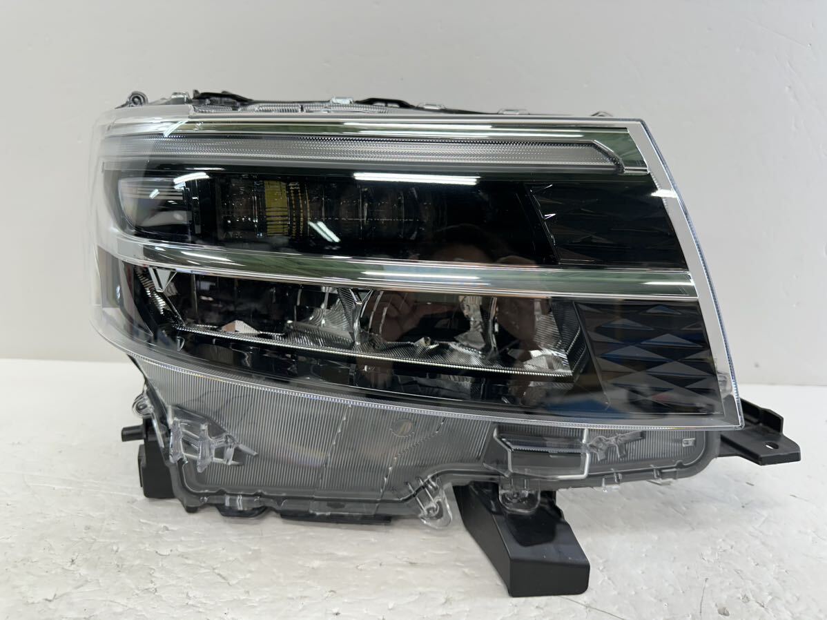 【やや傷や汚れあり】S60403 ② 【美品】破損無し タント カスタム LA650S 後期 純正 右 ヘッドライト LED KOITO ...