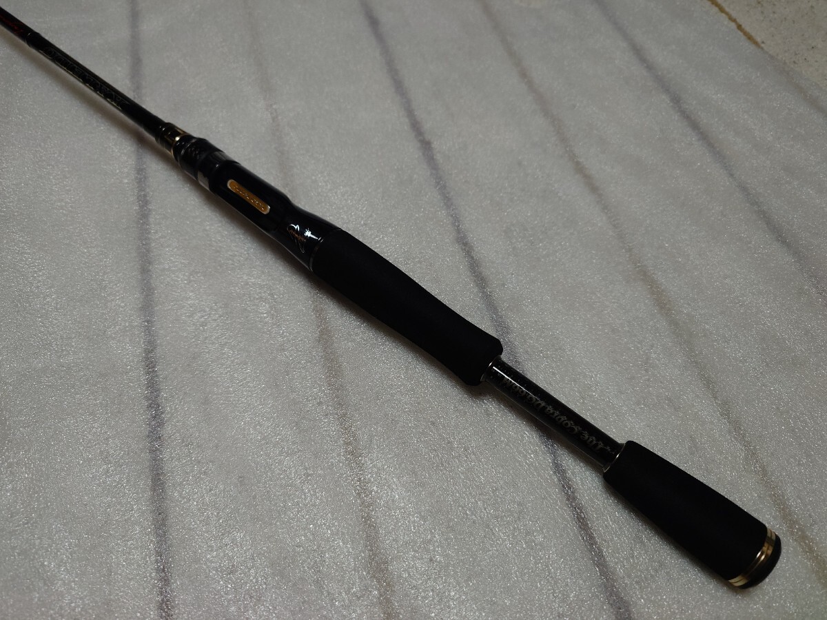 【やや傷や汚れあり】エバーグリーン コンバットスティック カレイド インスピラーレ TKIC-66M-BK コブラDG (ブラックシリーズ)の落札情報詳細 - Yahoo!オークション落札価格 ...