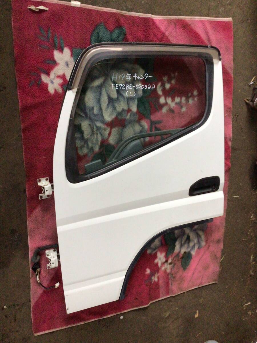 【やや傷や汚れあり】FE72BE H.19年 キャンター 助手席側 ドア 白 J下 2449 ④ 即日発送可 ヤフオク 157×122×16の落札情報詳細 - Yahoo!オークション落札価格 ...