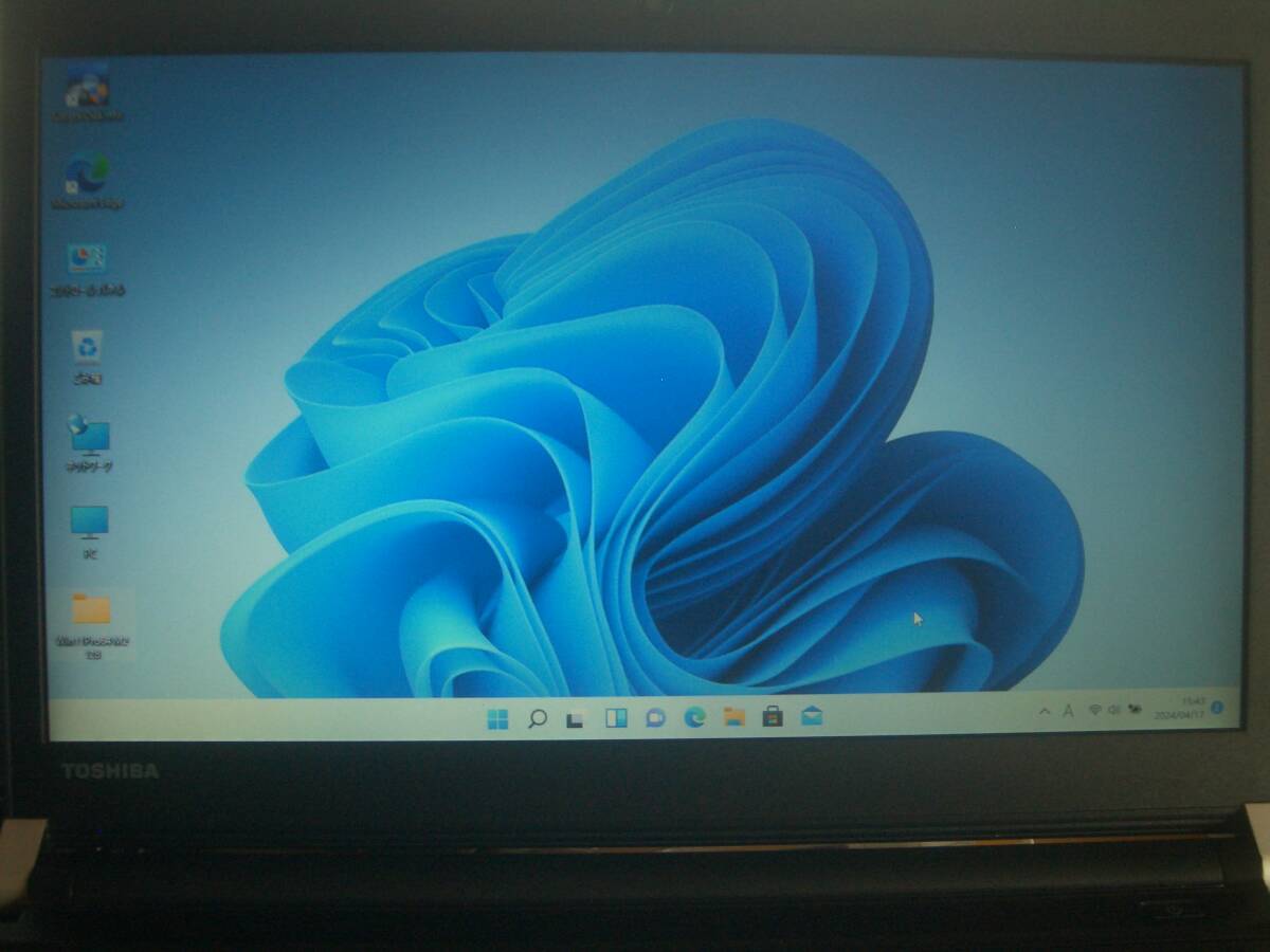 【やや傷や汚れあり】動作正常☆ 中古品☆Dynabook R73/J i3 2.4GHz M2 SSD128GB Memory8G カメラ ...