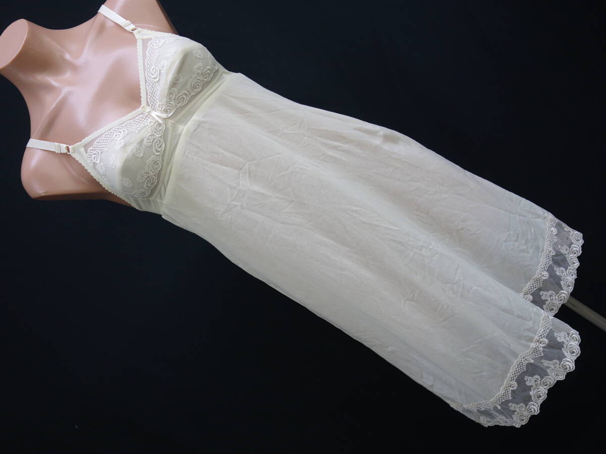 【目立った傷や汚れなし】5429★☆ブラスリップ Wacoal ワコール FS5264 胸部刺繍レース A75-95の落札情報詳細 ...