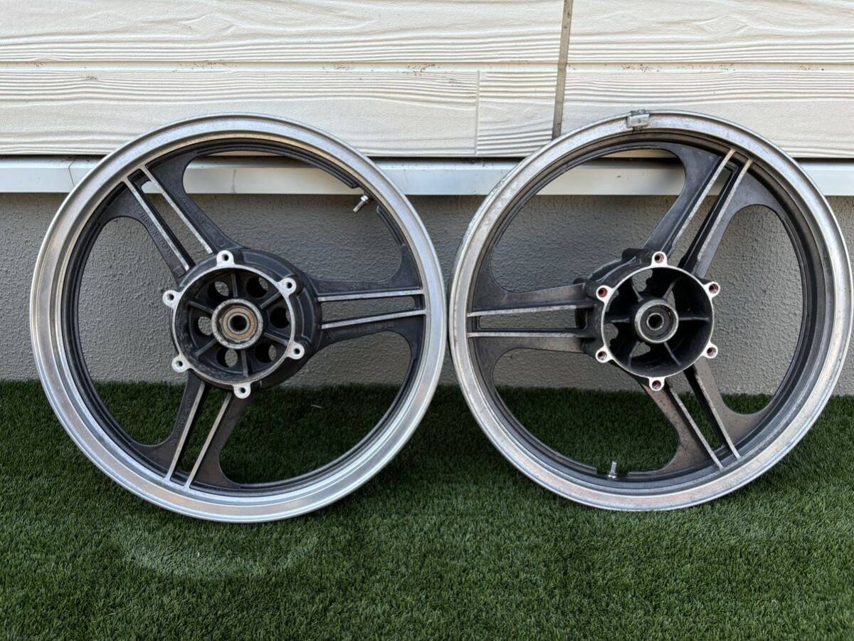 【傷や汚れあり】GPZ400F純正ホイール前後 Z550FX Z500FX Z550GP Z400GP Z400FX Z400J ゼファー400 ゼファーχ Z750FX Z1 Z2 ...