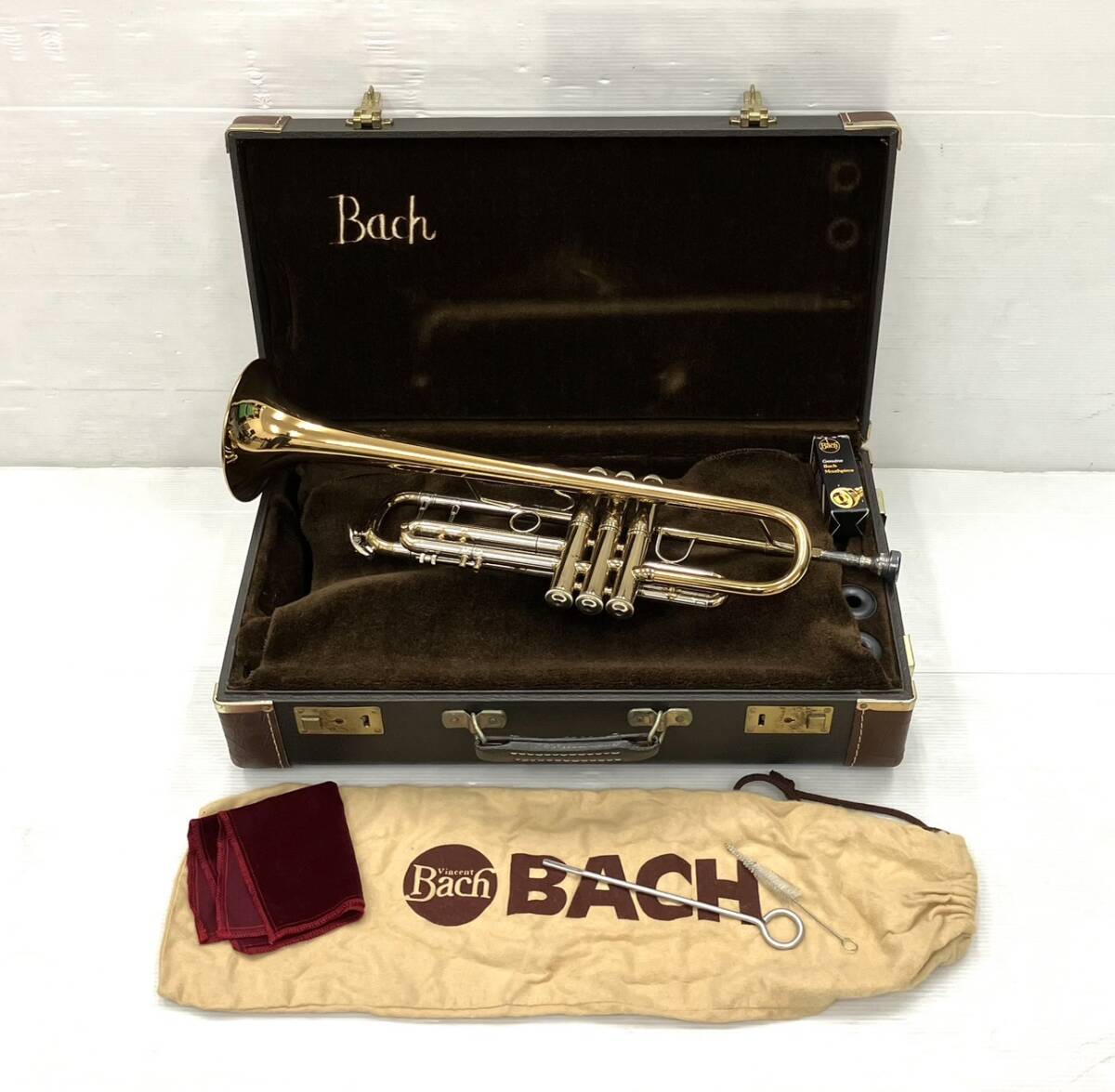 【傷や汚れあり】〈楽器〉Vincent Bach Stradivarius Model 37G バック トランペット ハードケース付 管楽器 ...