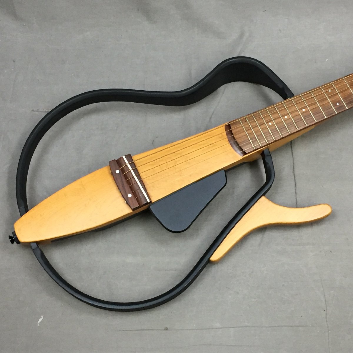【全体的に状態が悪い】f145*180 【ジャンク】 YAMAHA SLG-100S サイレントギター フォークギタータイプの落札情報詳細 - ヤフオク落札価格検索 オークフリー