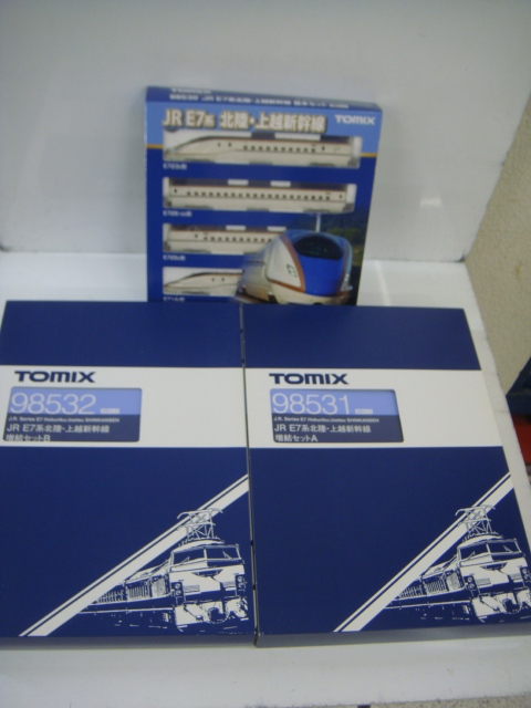 【未使用に近い】TOMIX JR E7系 北陸・上越新幹線 セット 98530 4両セット 基本セット & 98531 4両セット 増結A & 98532 4両セット 増結セットB Nゲージの ...