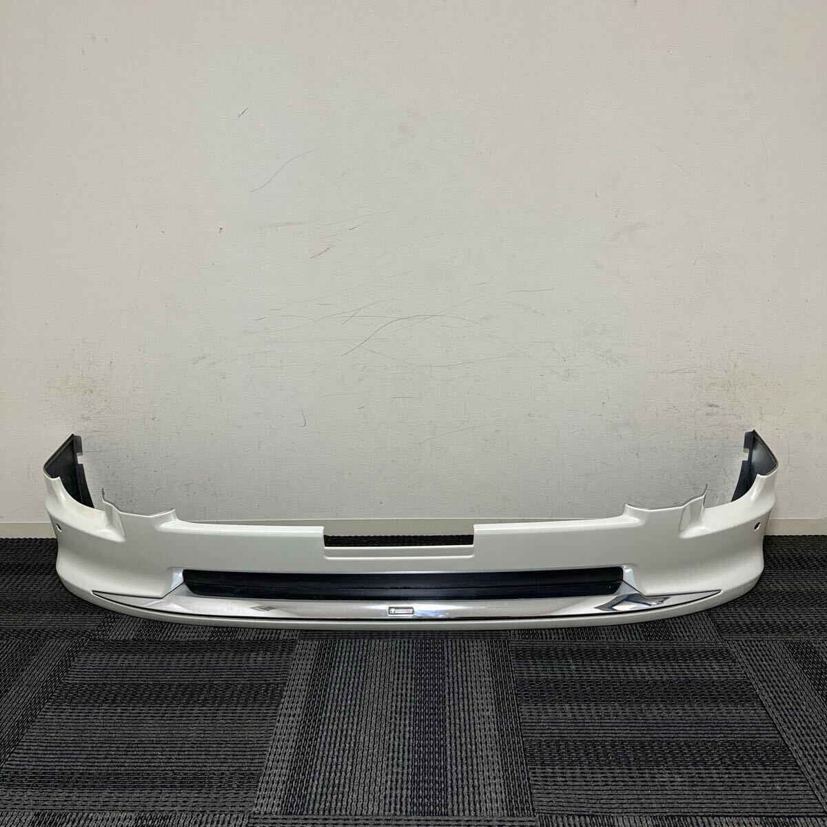 【やや傷や汚れあり】中古 トヨタ UZJ200 URJ202 200系 中期 ランドクルーザー ランクル 純正オプション モデリスタ フロント ...