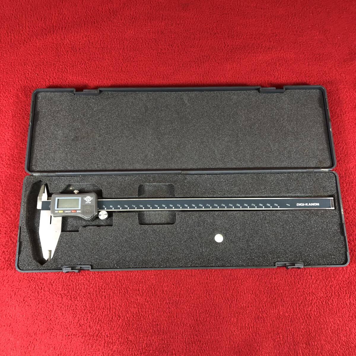 【やや傷や汚れあり】カノン DIGI KANON E-pita30 ノギス 定規 デジタル 中村製作所 測定工具 300mm 精密測定 建築設計 ジャンクの落札情報詳細 - Yahoo ...