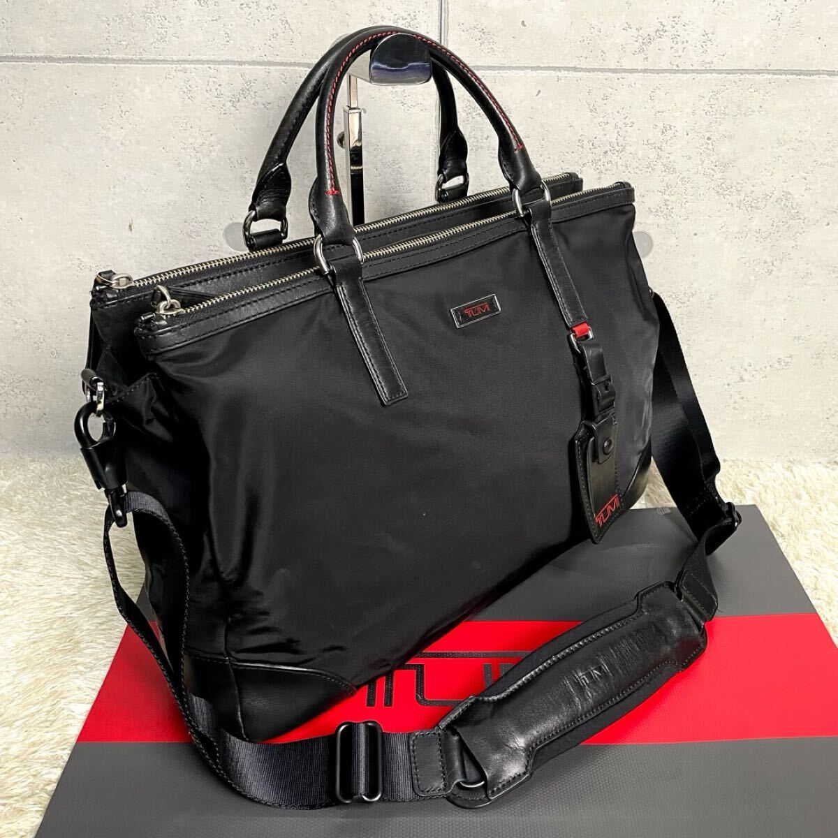 【目立った傷や汚れなし】[極美品] TUMI トゥミ Voyageur バミューダ 2way メンズ ビジネスバッグ ブリーフケース 牛革+ナイロン A4+PC可 3層構造 大容量 通勤 黒の ...