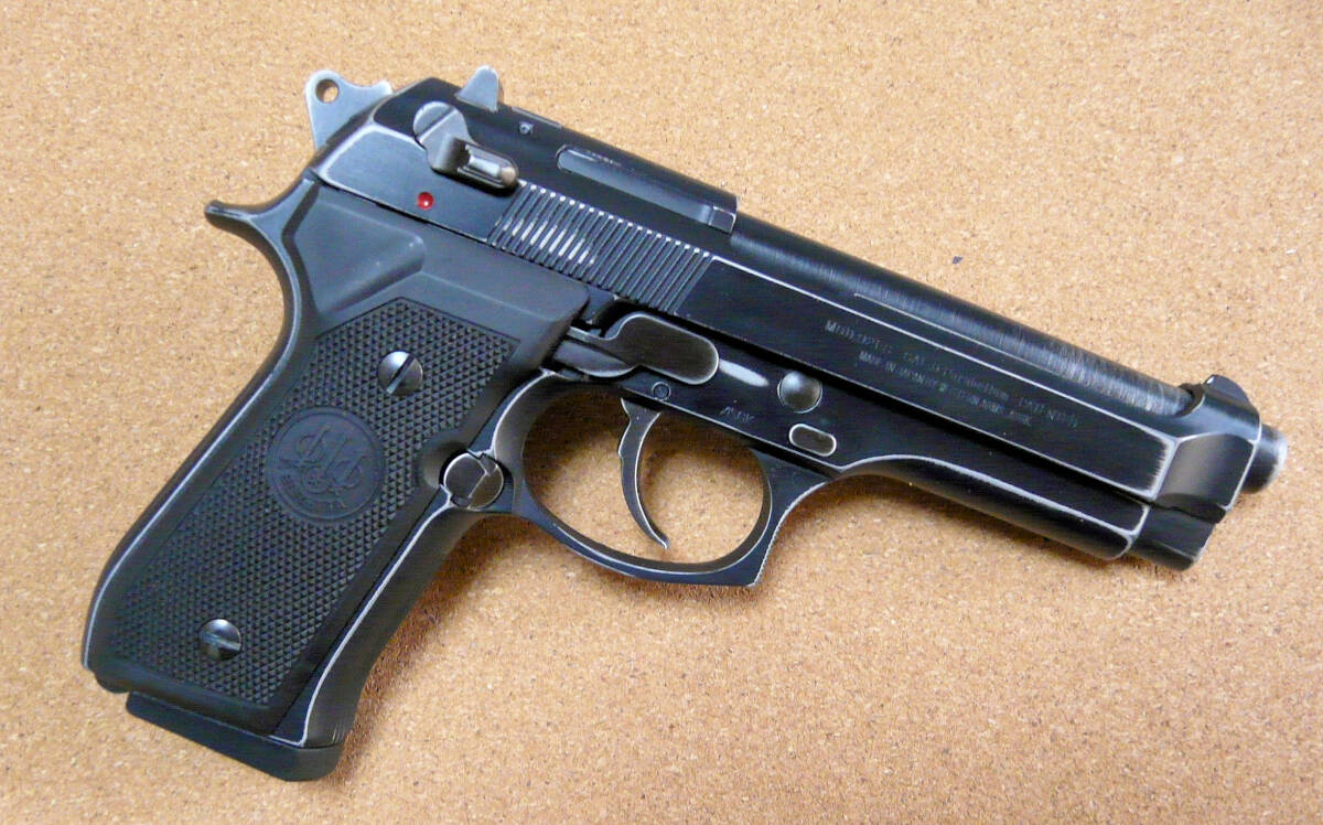 【未使用】デッドストック!!【絶版】入手難 WA/ウエスタンアームズ ベレッタ M92SF 男たちの挽歌 NEWバトルダメージVer.状態 ...