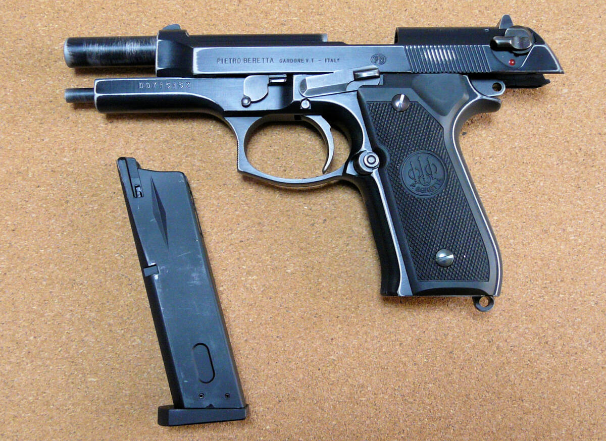 【未使用】デッドストック!!【絶版】入手難 WA/ウエスタンアームズ ベレッタ M92SF 男たちの挽歌 NEWバトルダメージVer.状態 ...
