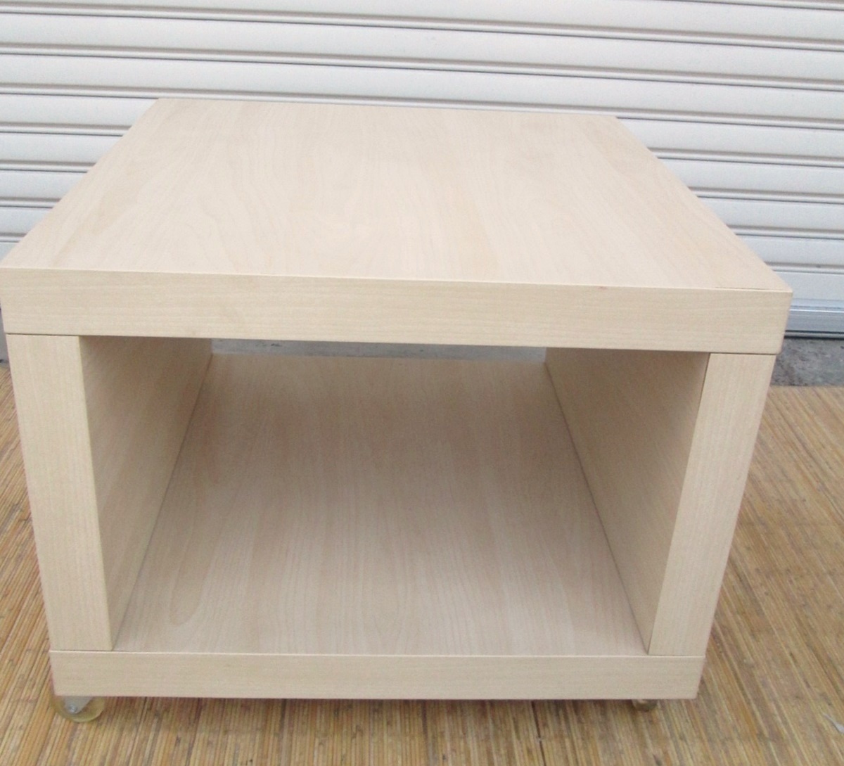 【目立った傷や汚れなし】イケア ソファサイドテーブル キャスター付きテレビ台 ラック LACK 14729 コーヒーテーブル 正方形 オープン ...