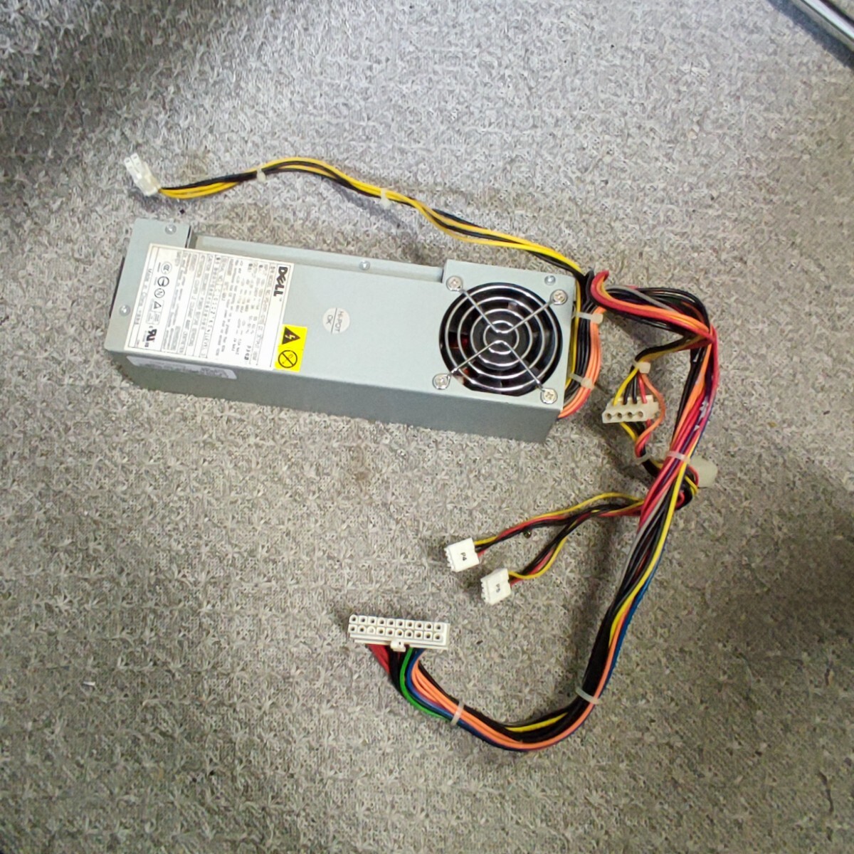【中古】DELL Optiplex 210L Dimension8300C N220P-00 NPS-220AB B Rev01の落札情報詳細 ...