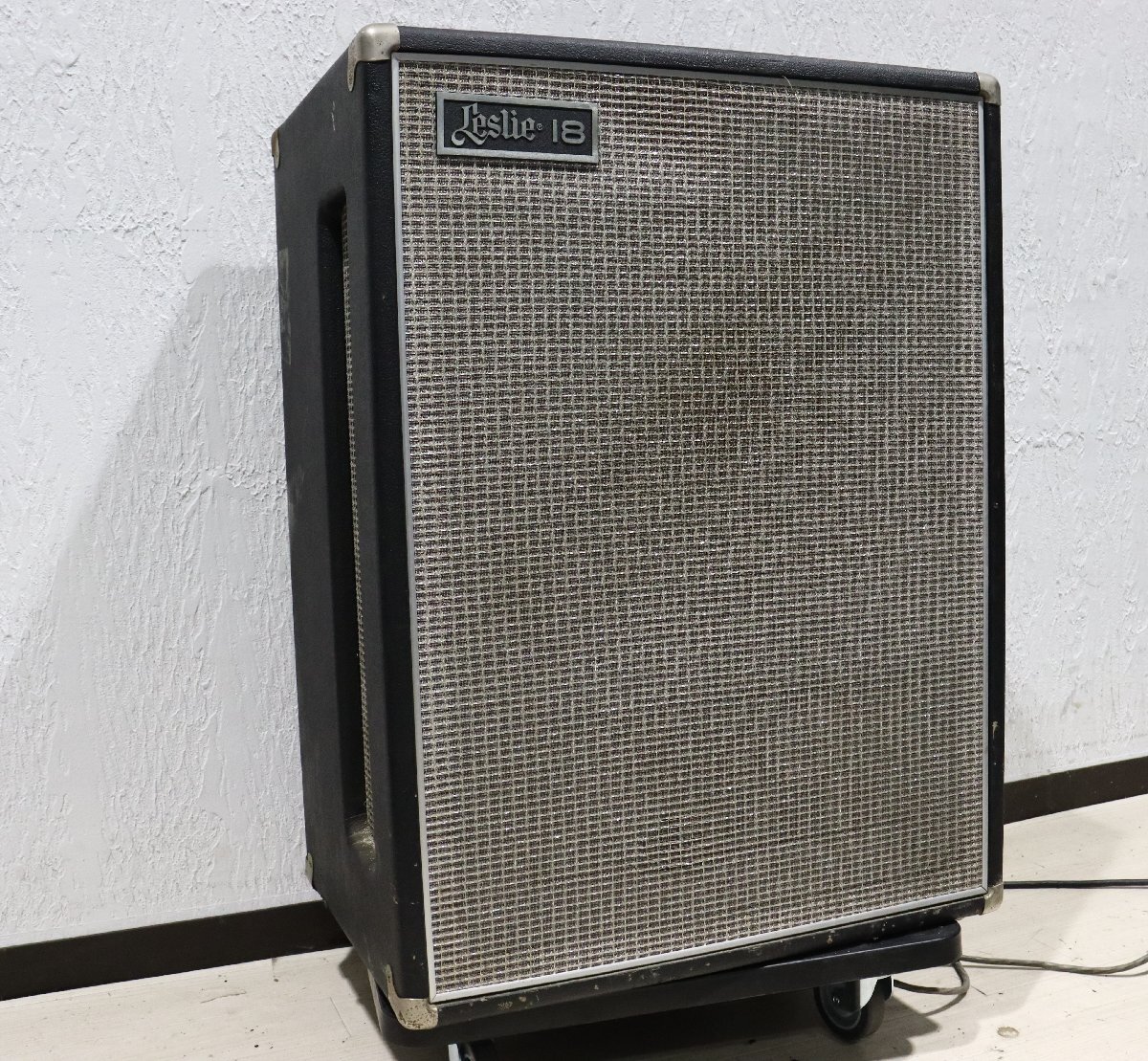 【傷や汚れあり】【G】 LESLIE 1970s Leslie 18 キャビネット レスリー 189363の落札情報詳細 - Yahoo ...