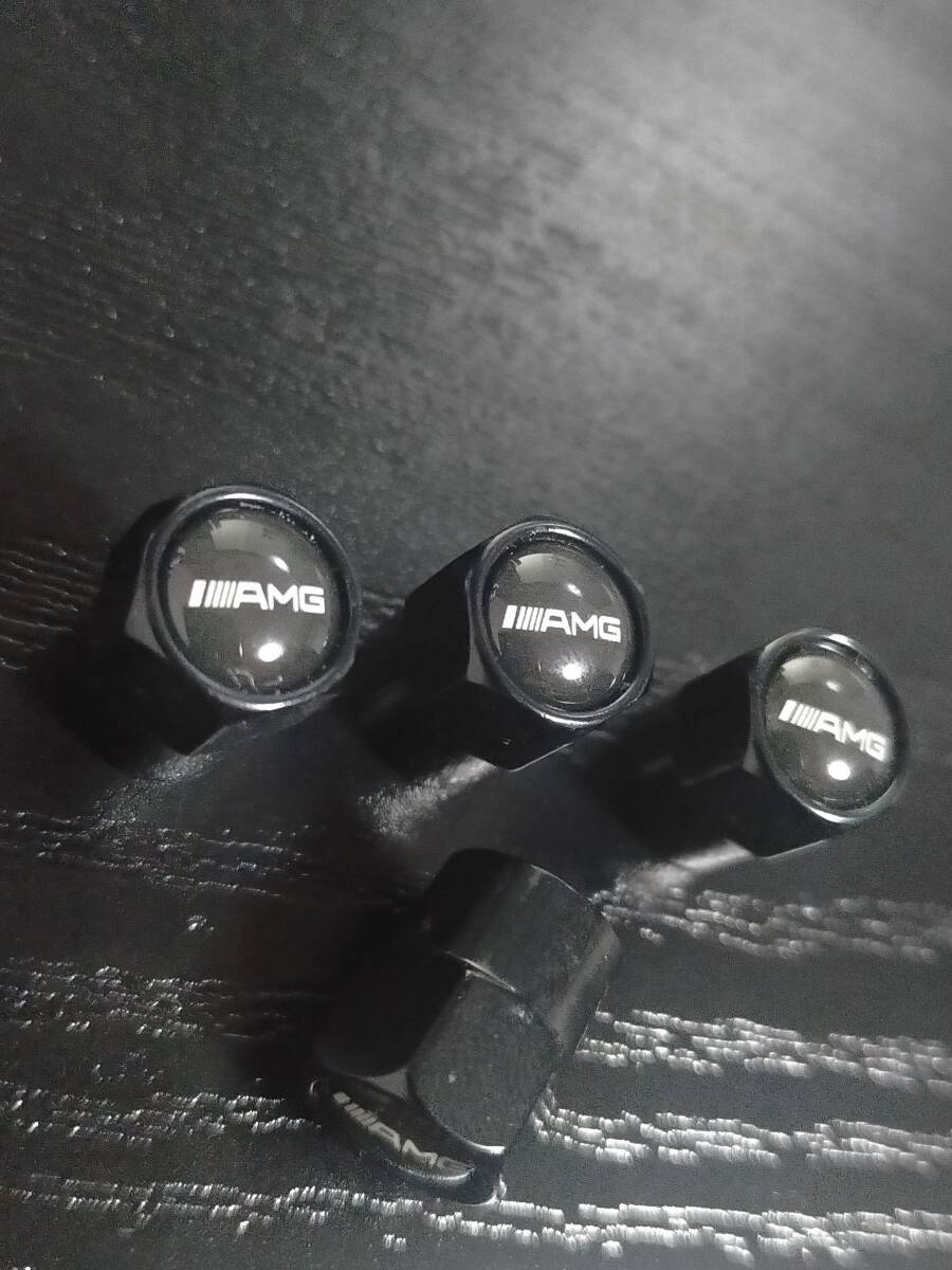 【未使用】メルセデスベンツ AMG エンブレム付きエアーバルブキャップ ブラック アルミホイールに Cクラス W205 S205 C205 A205 AMG C43 C63w463の落札情報 ...