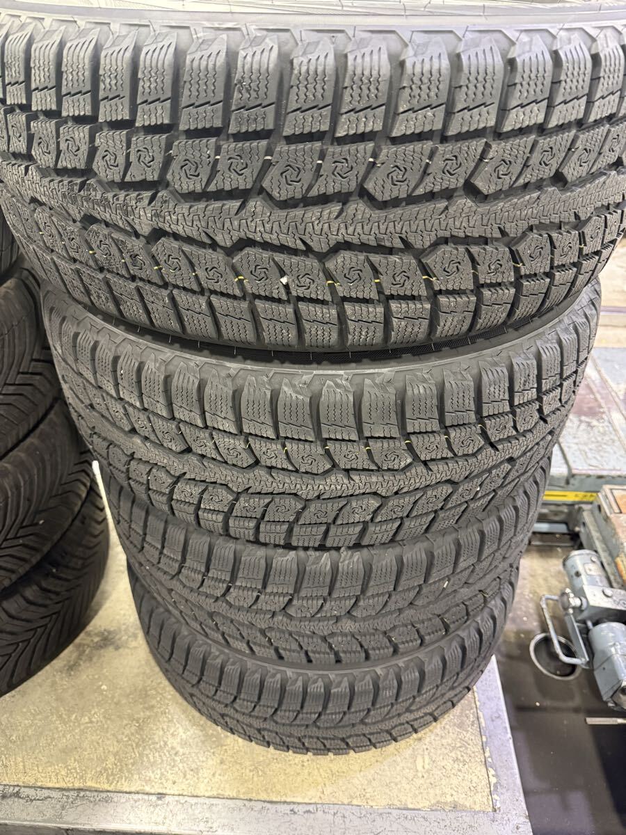 【目立った傷や汚れなし】4本セット 225/55R18 98Q オブザーブGSI6 トーヨータイヤ 2021年製 送料無料 スタッドレスタイヤ ...