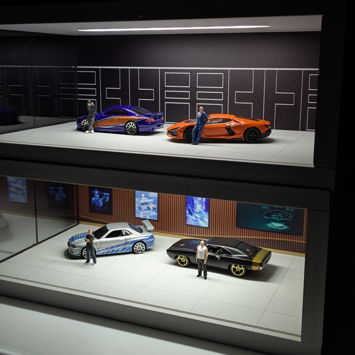 【未使用】ミニカー ディスプレイ ショールーム 1/64スケール LEDライト搭載の落札情報詳細 - Yahoo!オークション落札価格検索 ...