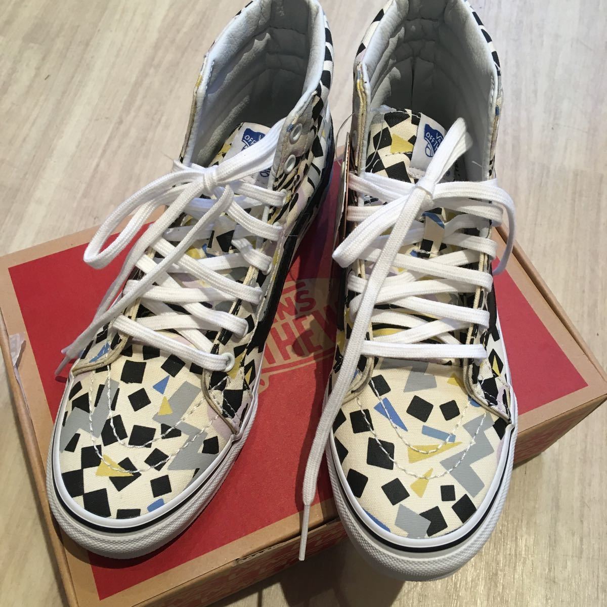 【未使用】ELEY KISHIMOTO×VANS (イーリーキシモト) スニーカー SIZE23.5cm レディース バンズの落札情報詳細 - ヤフオク落札価格情報 オークフリー