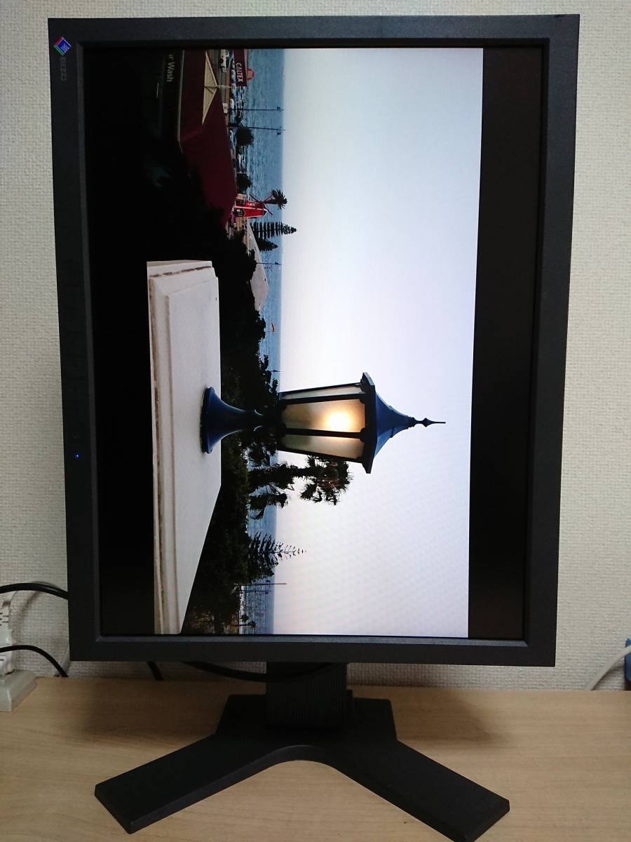 美品★ナナオ製 EIZO RadiForce R22 医療用カラー液晶 日本製IPS液晶搭載 の落札情報詳細| ヤフオク落札価格情報 オークフリー
