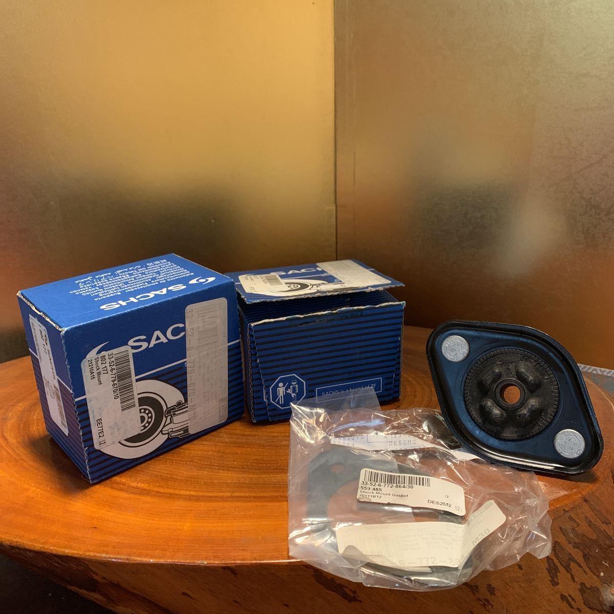 【未使用に近い】2010062 SACHS 正規 ショックマウント BMW 802 177 3シリーズ リア アッパーマウント 2個セットの ...