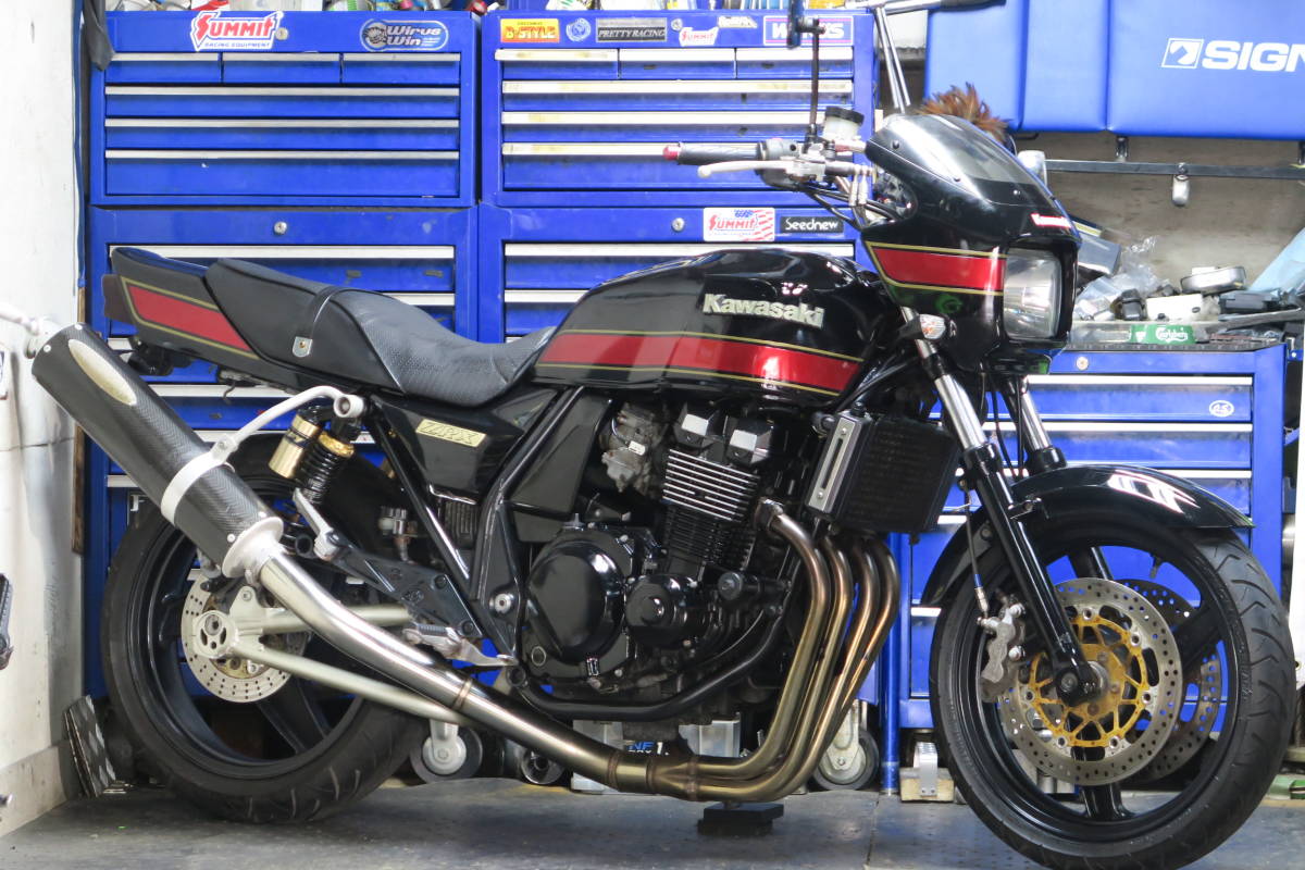 売り切り！6ポットブレーキキャリパーの後期型 ZRX400改 Z400FX E4カラー 希少なアッパーカウル 車検取得費用込み ゼファー400の落札情報詳細 - ヤフオク落札価格検索 オークフリー