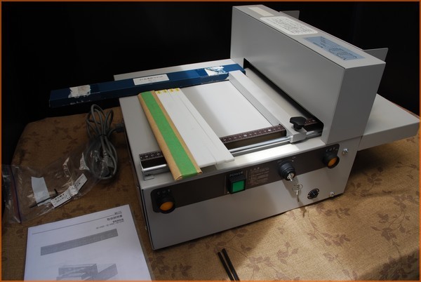 【目立った傷や汚れなし】☆綺麗【 MAITZ / マイツ 電動裁断機械 CE-31DX ペーパーカッター 替え刃付 】A4判 株式会社マイツコーポレーション L09067の落札情報詳細 ...