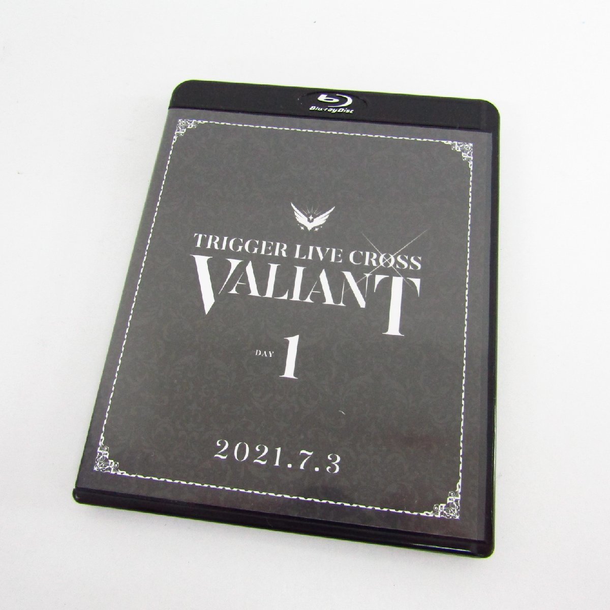 【やや傷や汚れあり】アイドリッシュセブン TRIGGER LIVE CROSS VALIANT DAY1 Blu-ray 〓A8368 の落札情報詳細| ヤフオク落札価格情報 オークフリー