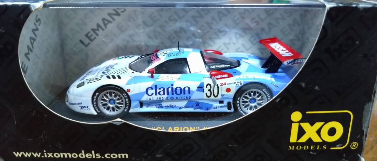 【未使用に近い】iXO MODELS NISSAN R390 GT1 ルマン24時間耐久レース仕様 イクソモデルケース付 精密モデルカー 30 ...