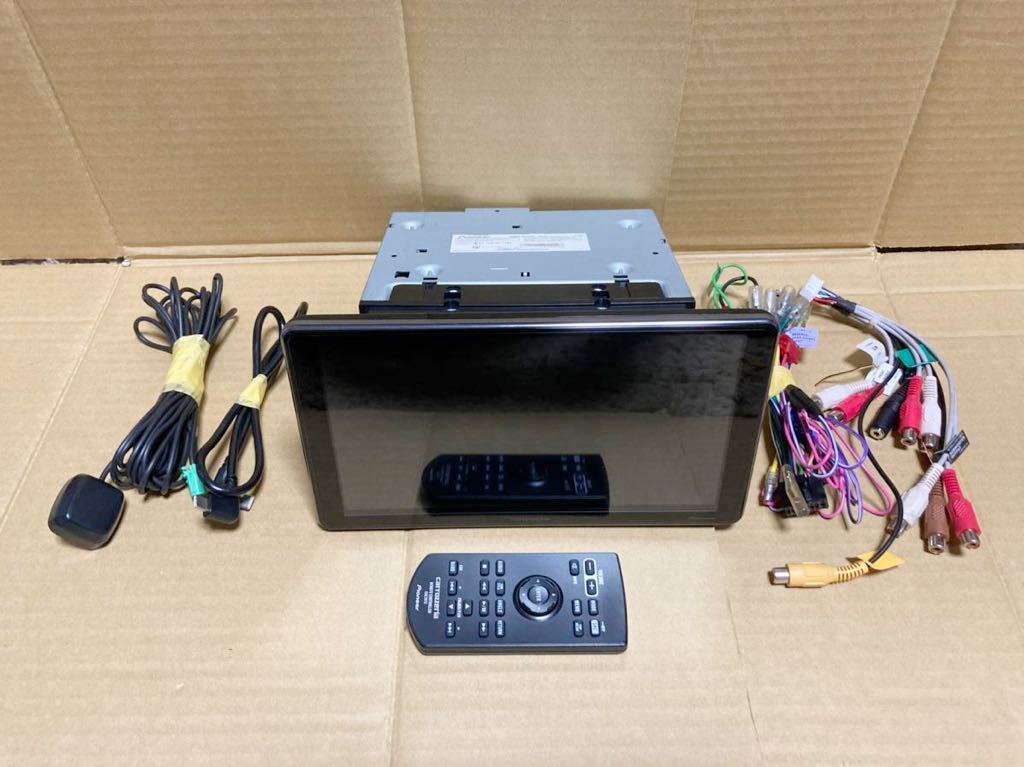 【やや傷や汚れあり】即決 カロッツェリア DMH-SF700 9インチ ディスプレイ オーディオ フローティング 1DIN Alexa Bluetooth Wi-Fi Apple ...