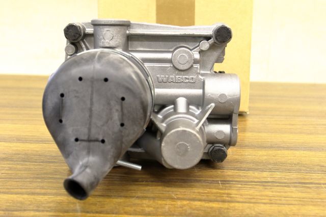 【未使用】日野・ヒノ・エアループプロフィア・大型車・アクチュエーターASSY・44510-E0180・純正・未使用・保管品・格安出品の落札情報詳細 - Yahoo!オークション落札価格検索 ...