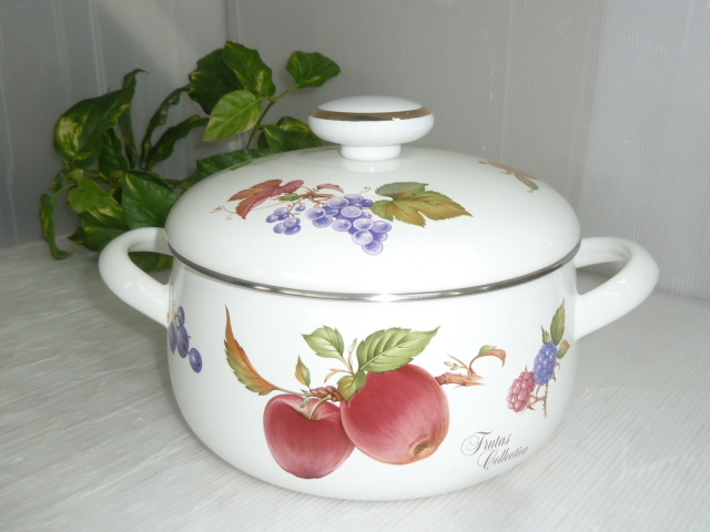 【やや傷や汚れあり】E. 2. EJIRY Frutas Collection 24cm 両手鍋 used品 エジリー ホーロー 日本琺瑯工業 ...