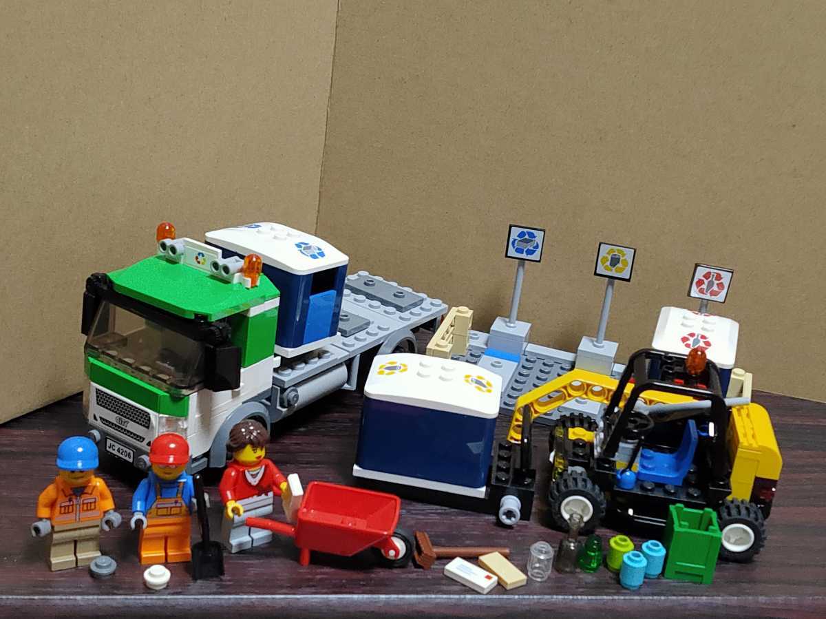 【やや傷や汚れあり】送料無料即決希望 レゴ(LEGO) シティ リサイクル トラック 4206 ミニフィグ 車 一輪車 フォークリフト ゴミ ...