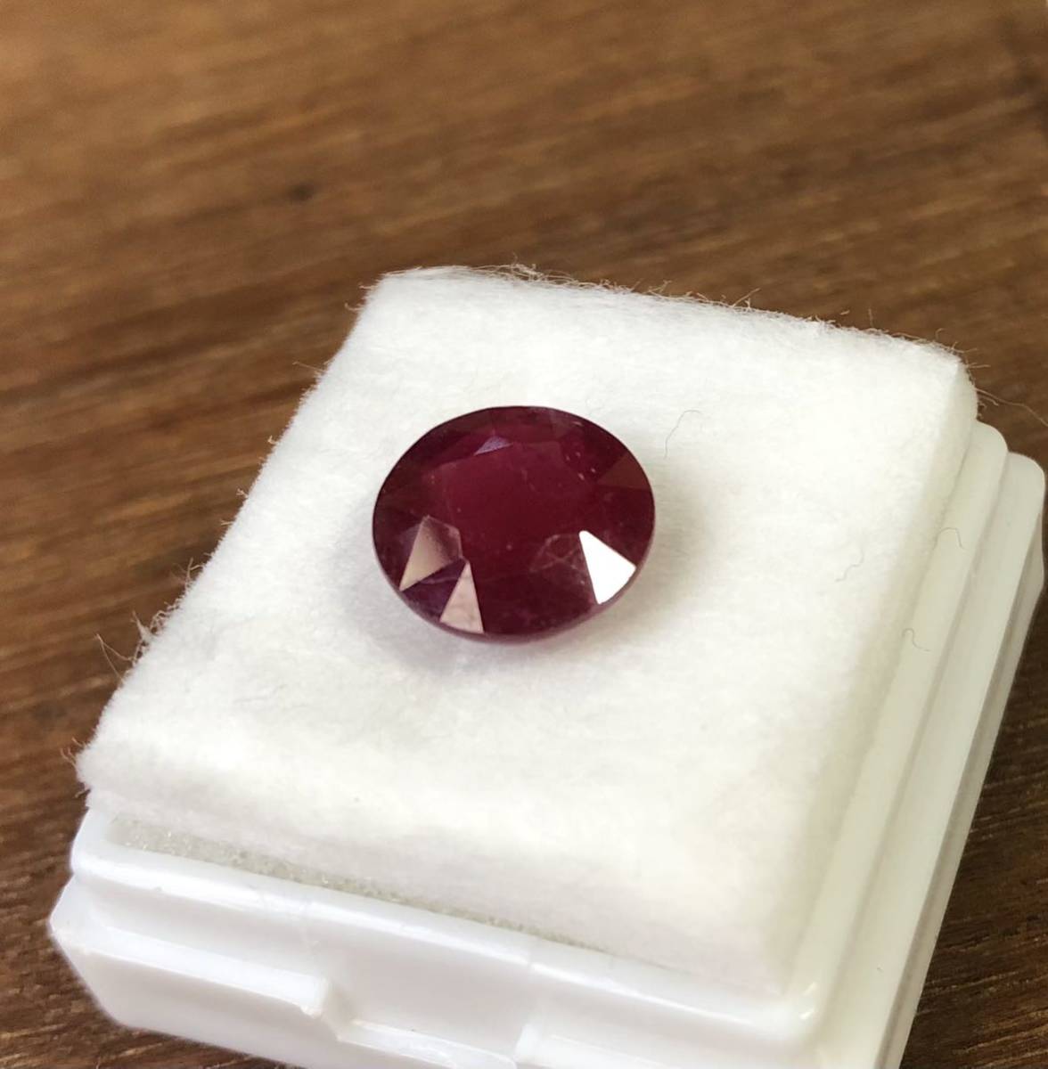 【傷や汚れあり】4.06 Ct カラット 天然ルビー ラウンドカット の落札情報詳細 - ヤフオク落札価格検索 オークフリー