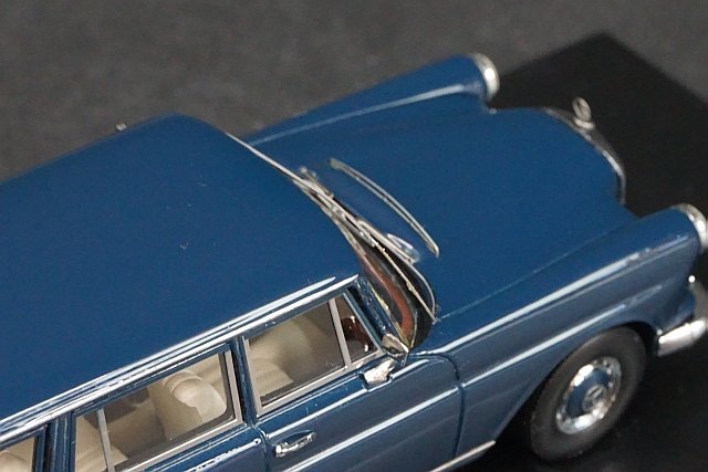 【やや傷や汚れあり】Spark スパーク 1/43 Mercedes-Benz メルセデス ベンツ 230 Universal ユニバーサル ...