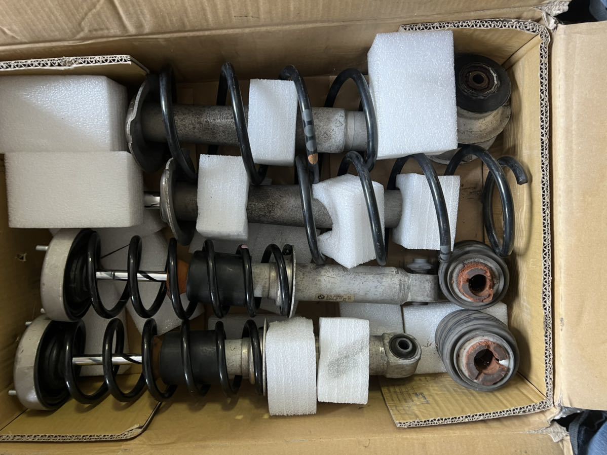 【傷や汚れあり】BMW E63 630 645 650 純正サスペンション一式 前後左右の落札情報詳細 - ヤフオク落札価格検索 オークフリー